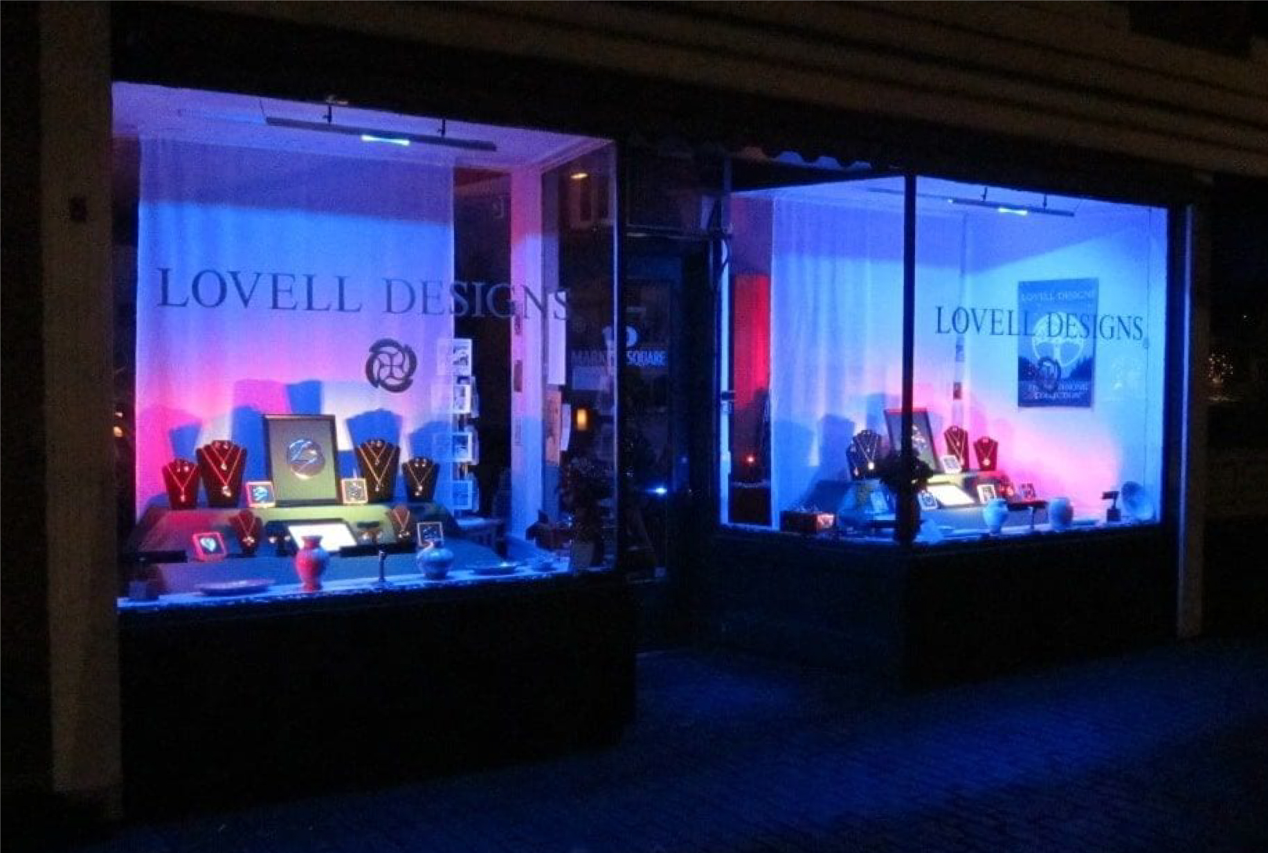 Vitrine de magasin : 7 astuces pour attirer le regard des passants | Happy Light